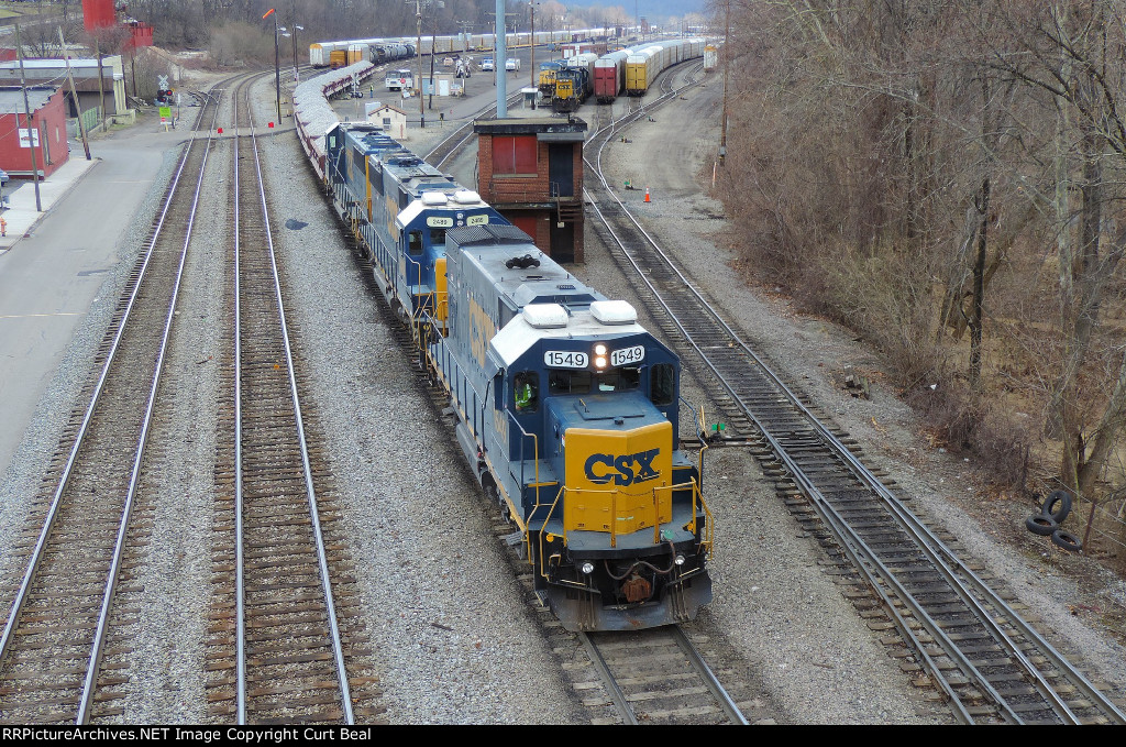 CSX 1549, 2489, 2498